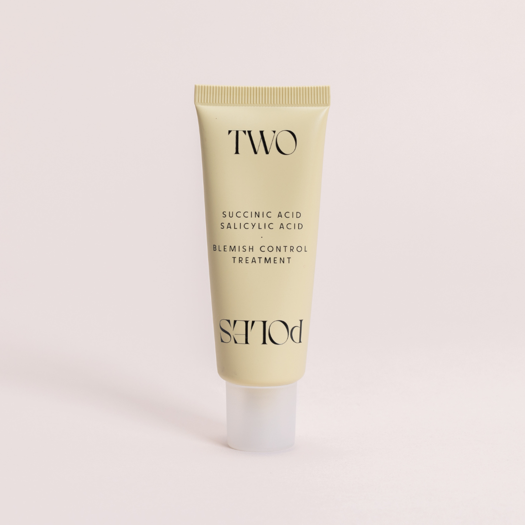 Tratamiento para granitos y marcas de acné | TWO POLES Cosmetics